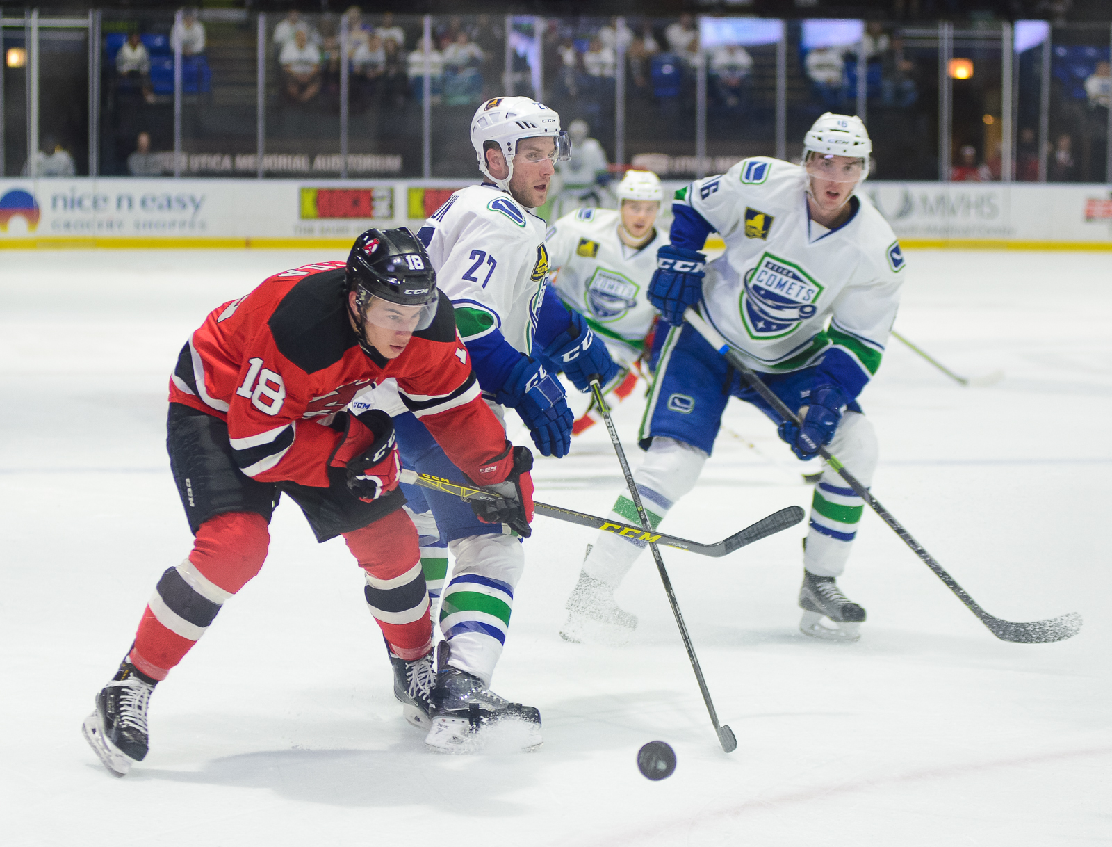 Albany Devils top Utica Comets to win series