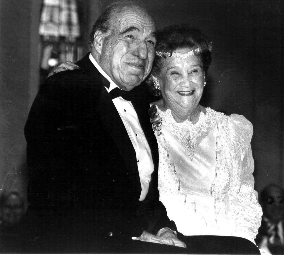 Henry B. Gonzalez - a life lived well, in service