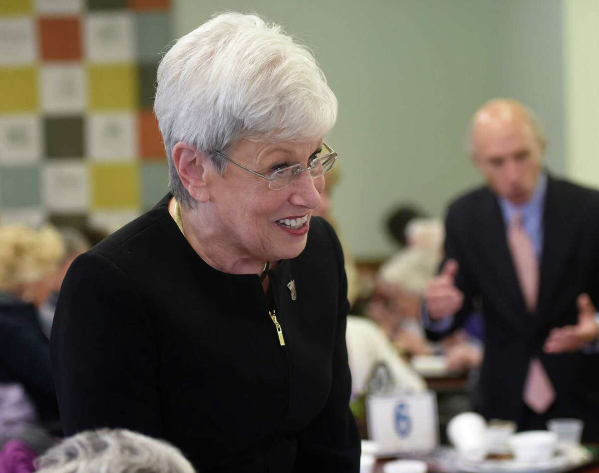 Lt. Gov Nancy Wyman breaks tie on new Retirement Authority