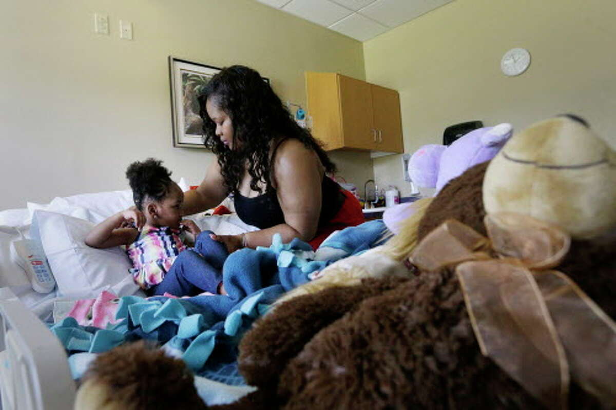 Houston dentist indicted on charges of causing 4-year-old's brain damage