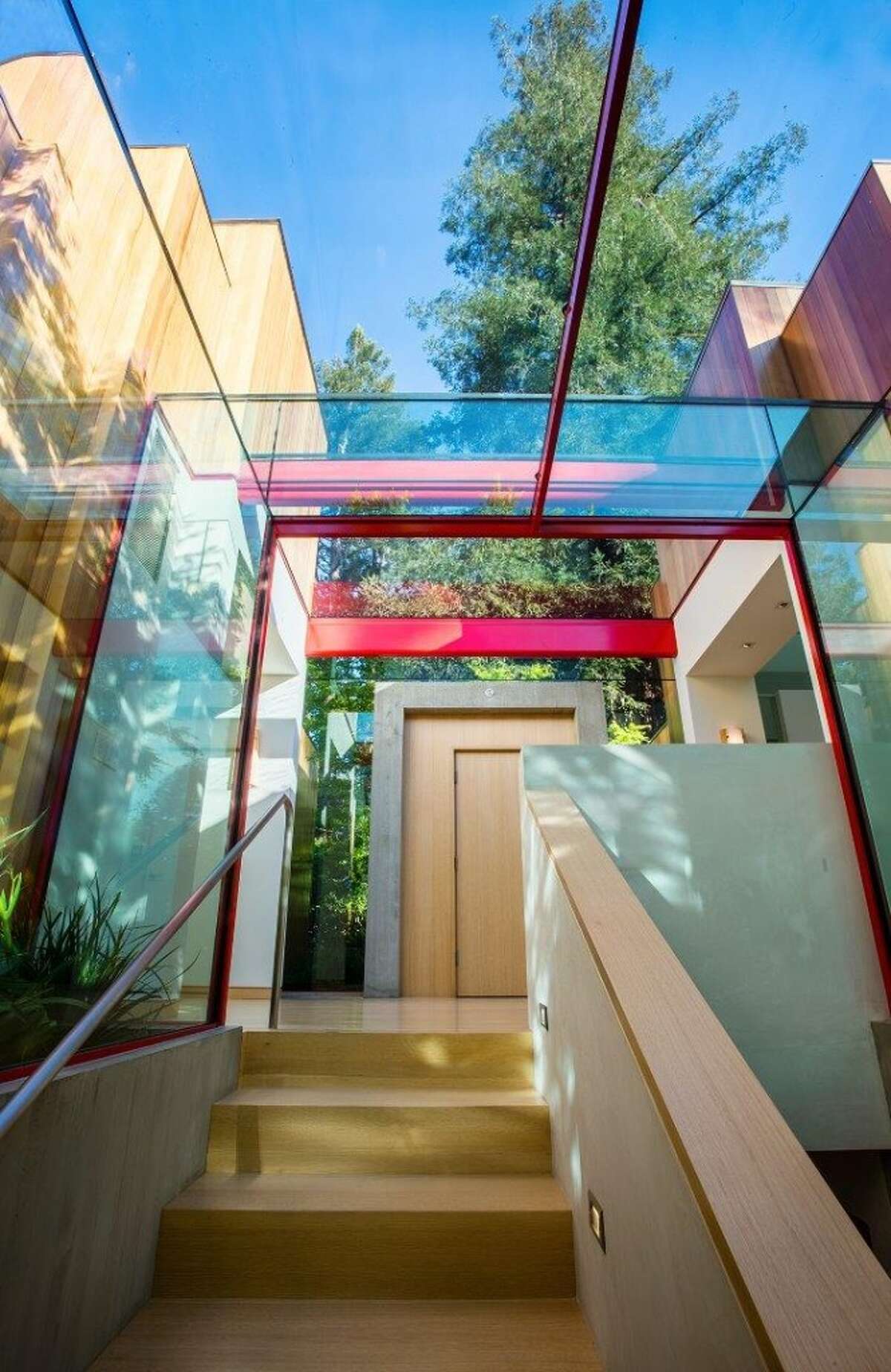 Check out this house made almost entirely of glass