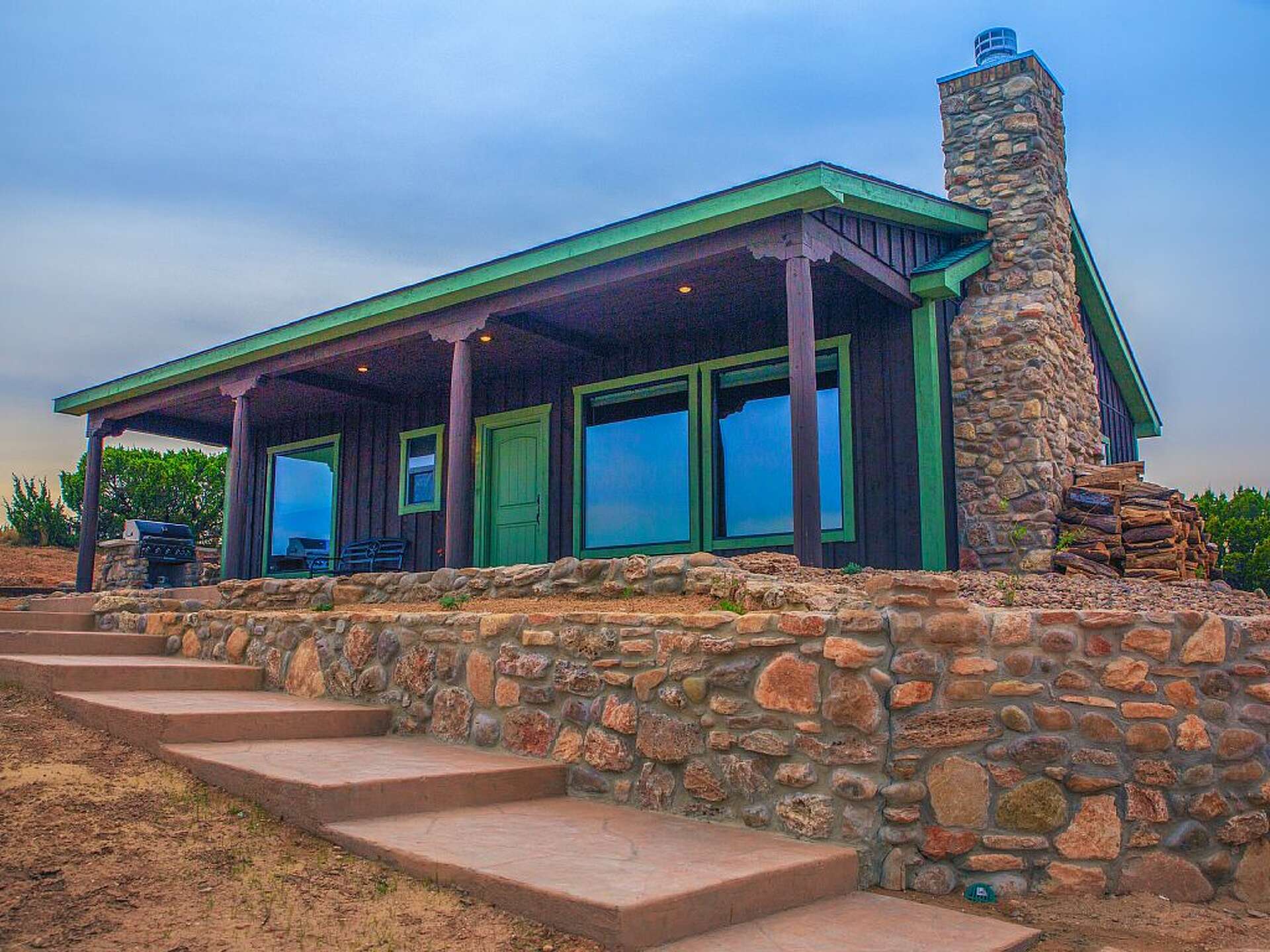 12 vibrant cabins for your next spring vacation in Texas
