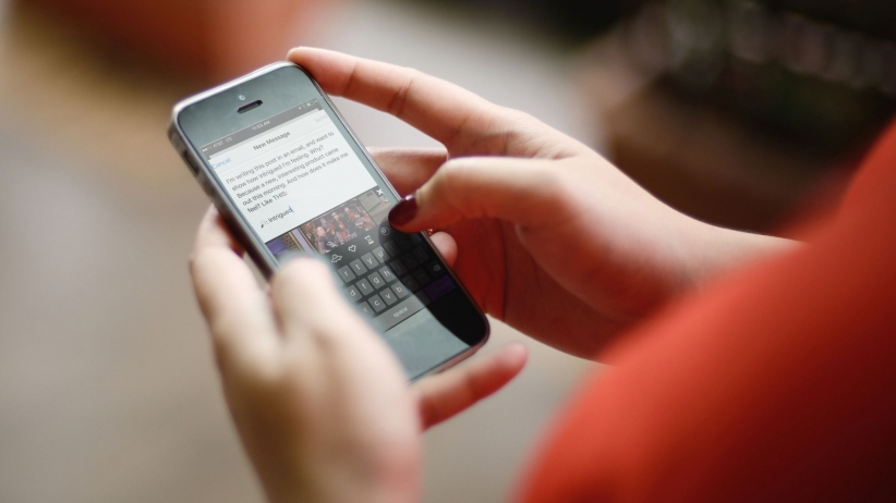 New App Turns Your Mobile Keyboard Into a GIF Library