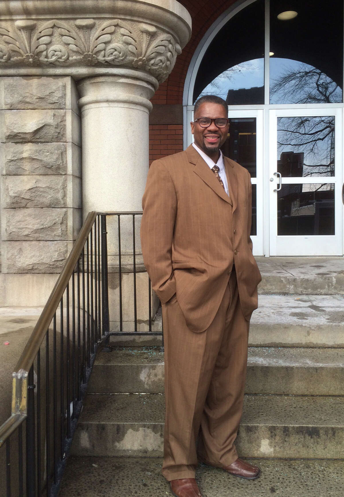 Bridgeport man accused of threatening barred from mayor’s office