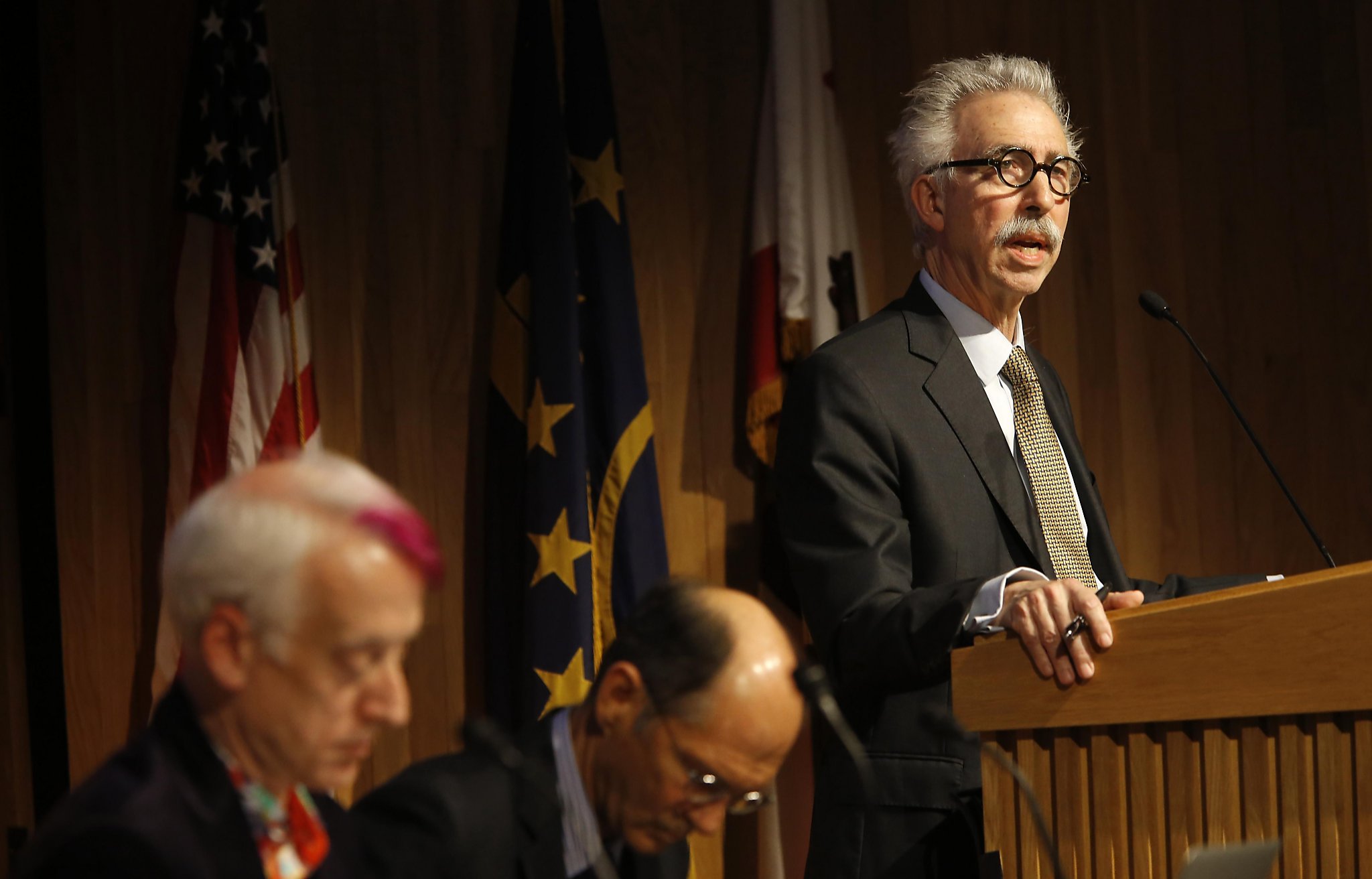 UC Berkeley chancellor faces skeptical Academic Senate