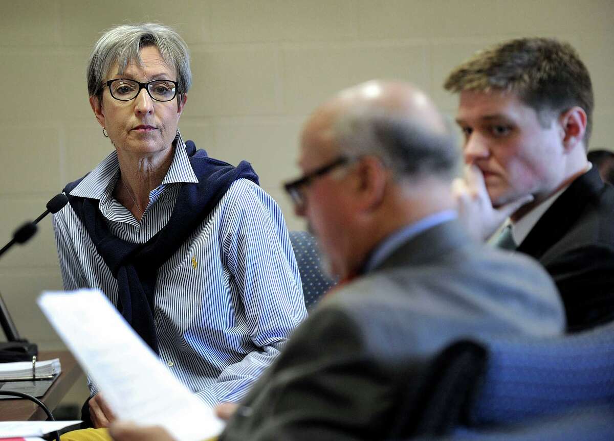 Brookfield GOP registrar will sue town