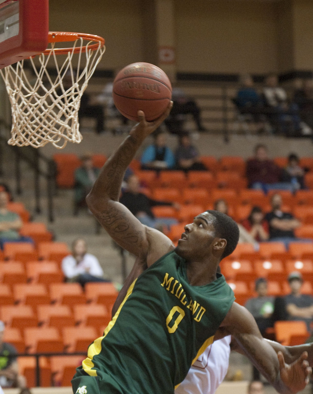 JC BASKETBALL: Jones taking advantage of 2nd chance at MC