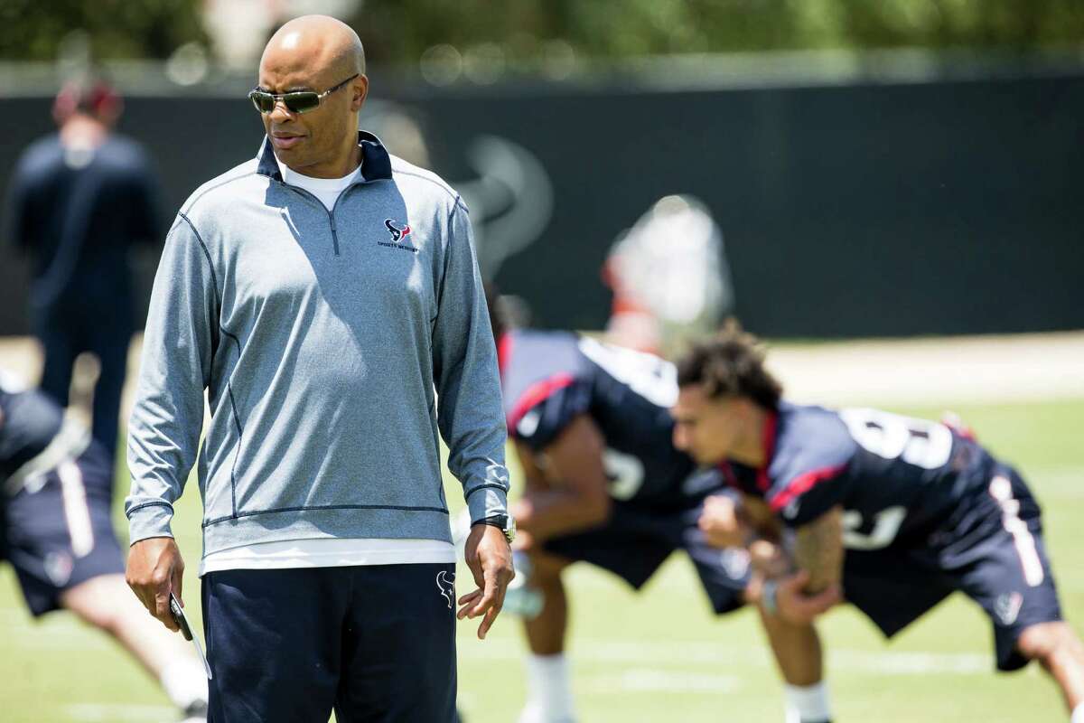 Texans cut rookie linebacker Eric Lee