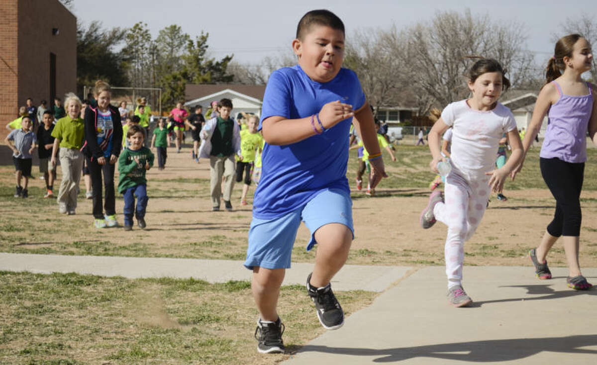 Fannin Elementary running club gains a footing among students