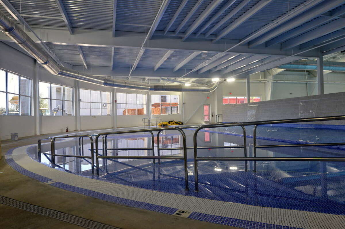 FMH Natatorium provides COM with state-of-the-art facility