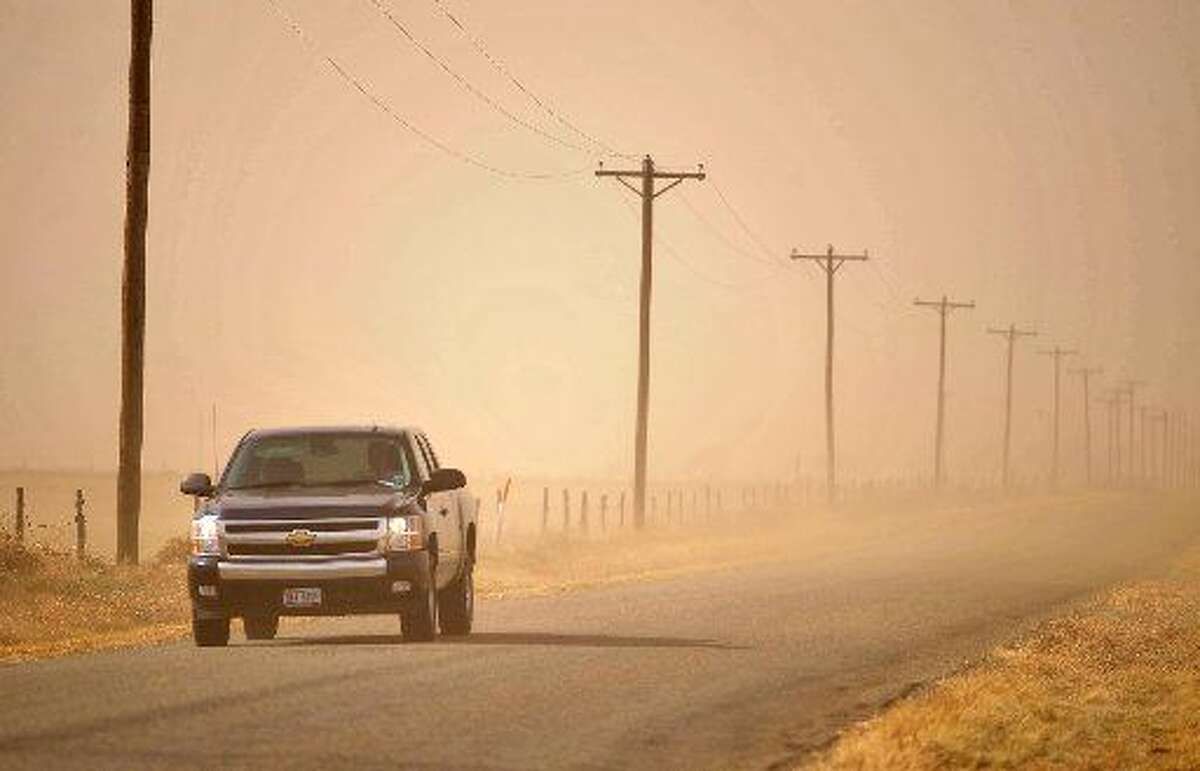 Dust storm blankets much of Texas Panhandle