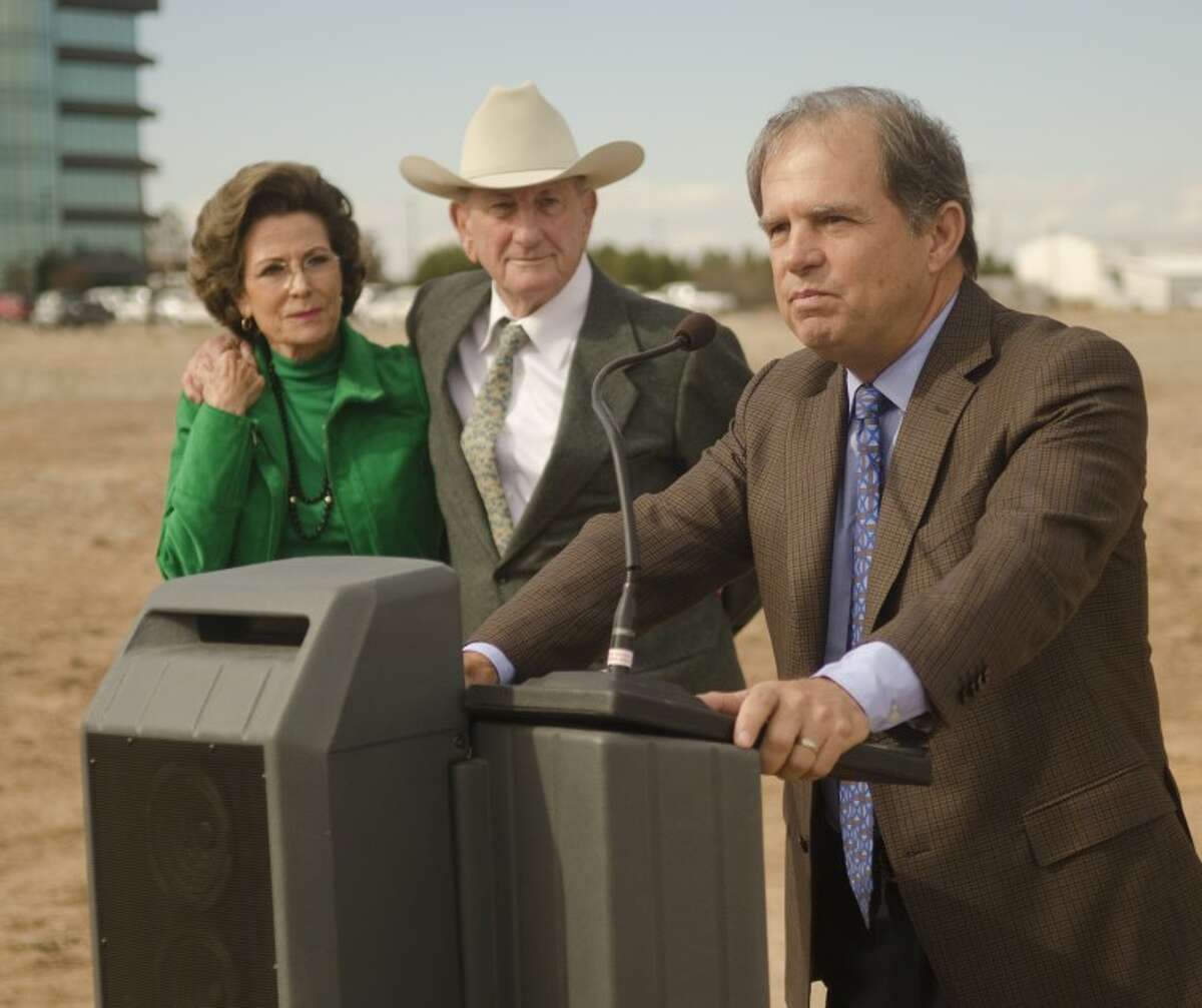 Pioneer Natural Resources announces construction of building at ClayDesta