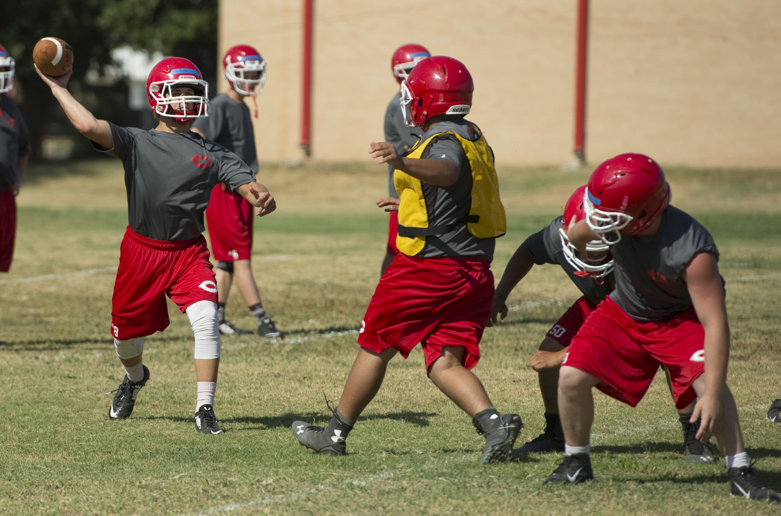 HS FOOTBALL: Monahans stays old school as teams go to spread
