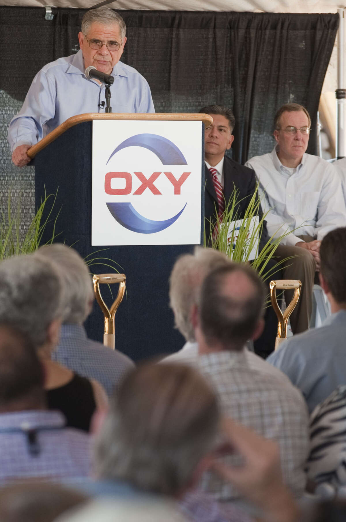 Occidental breaks ground on new office complex