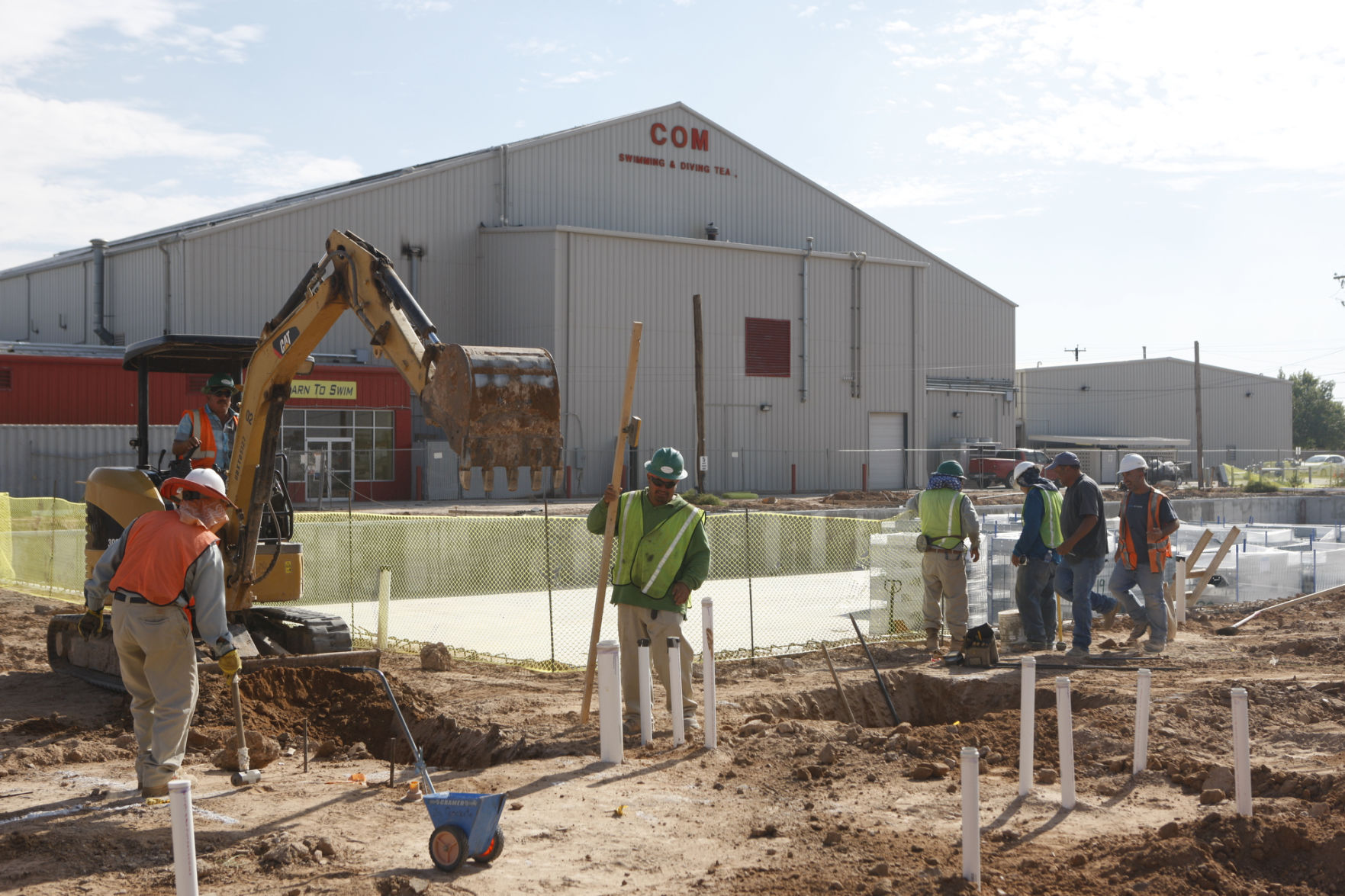 New COM Aquatics natatorium could be completed by spring of 2015