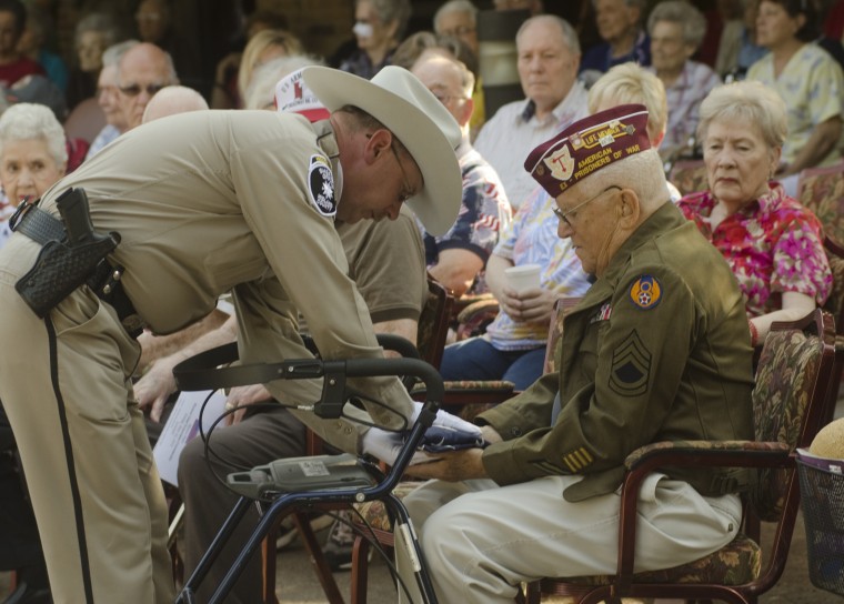 Bronze plaque at courthouse to honor Naylor