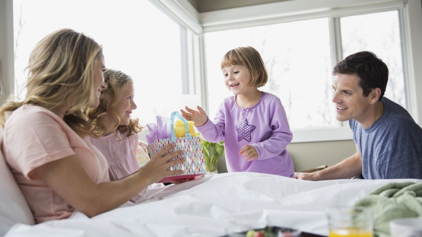 Here's a Breakdown of How Much We Spend on Mother's Day (Infographic)