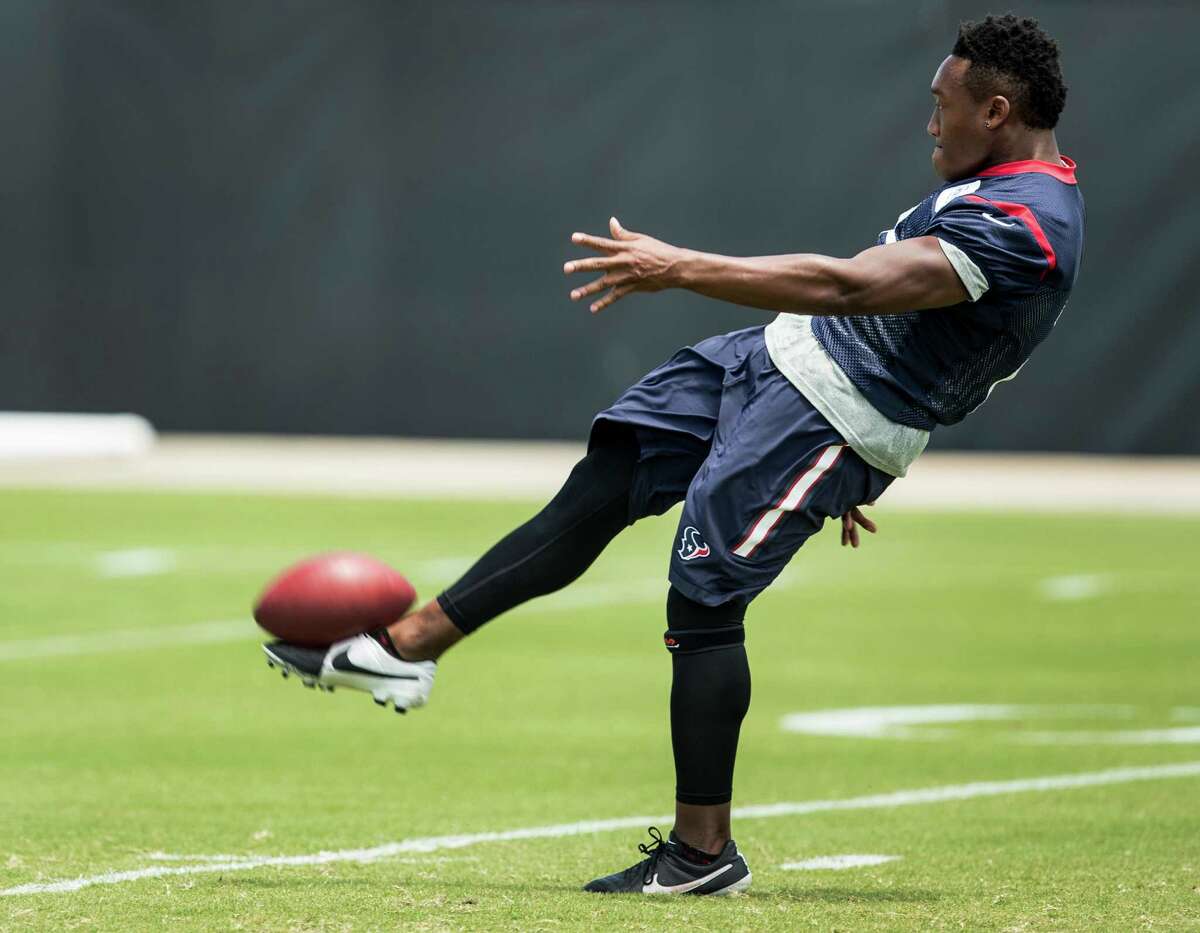 Texans star DeAndre Hopkins excited about arrival of Will Fuller ...