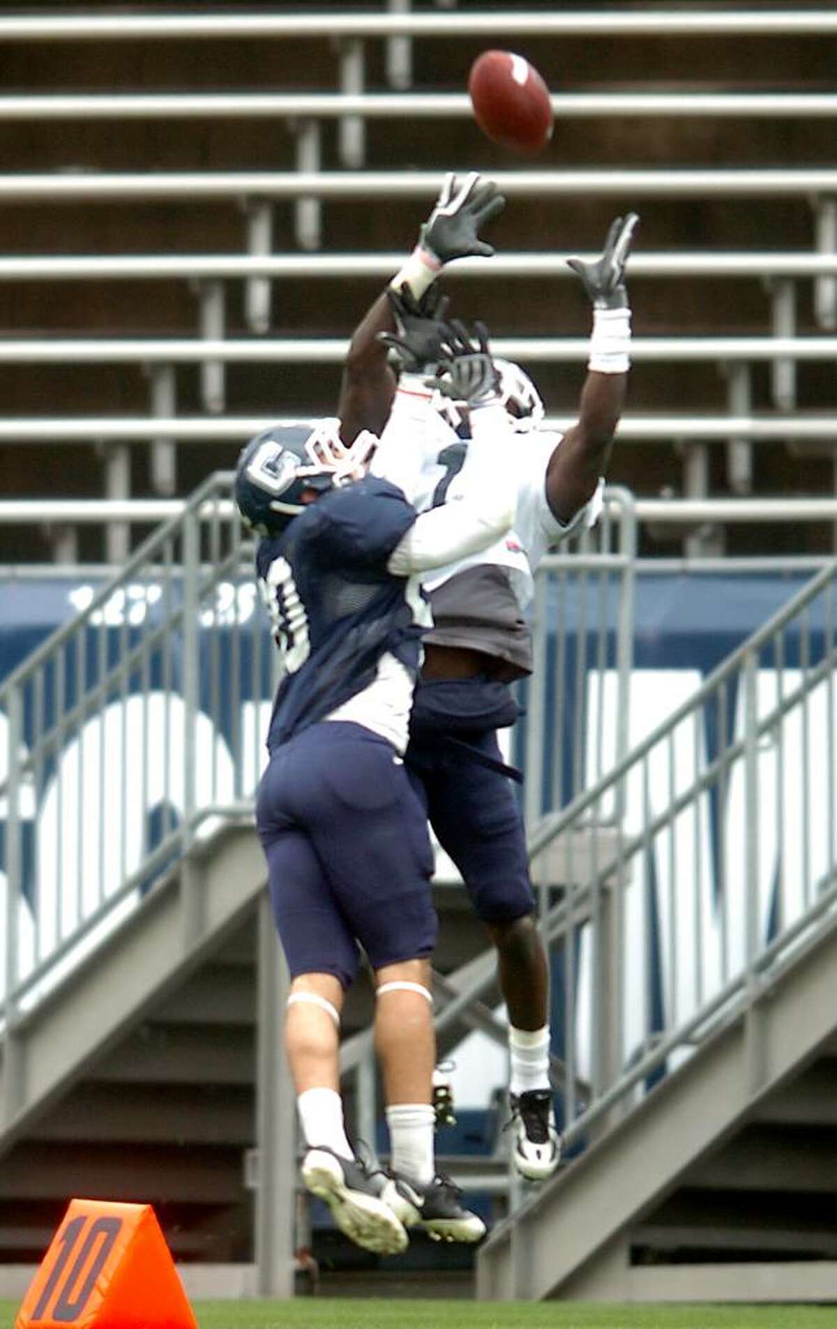 UConn wideouts strut their stuff at spring game