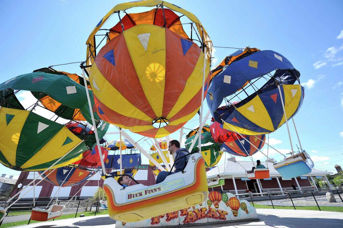 Early opener for Playland rides