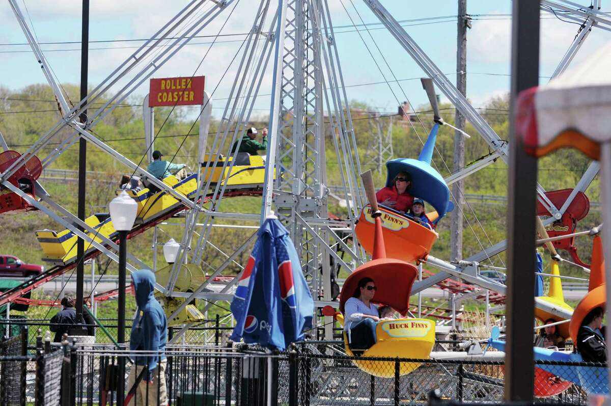 Early opener for Playland rides
