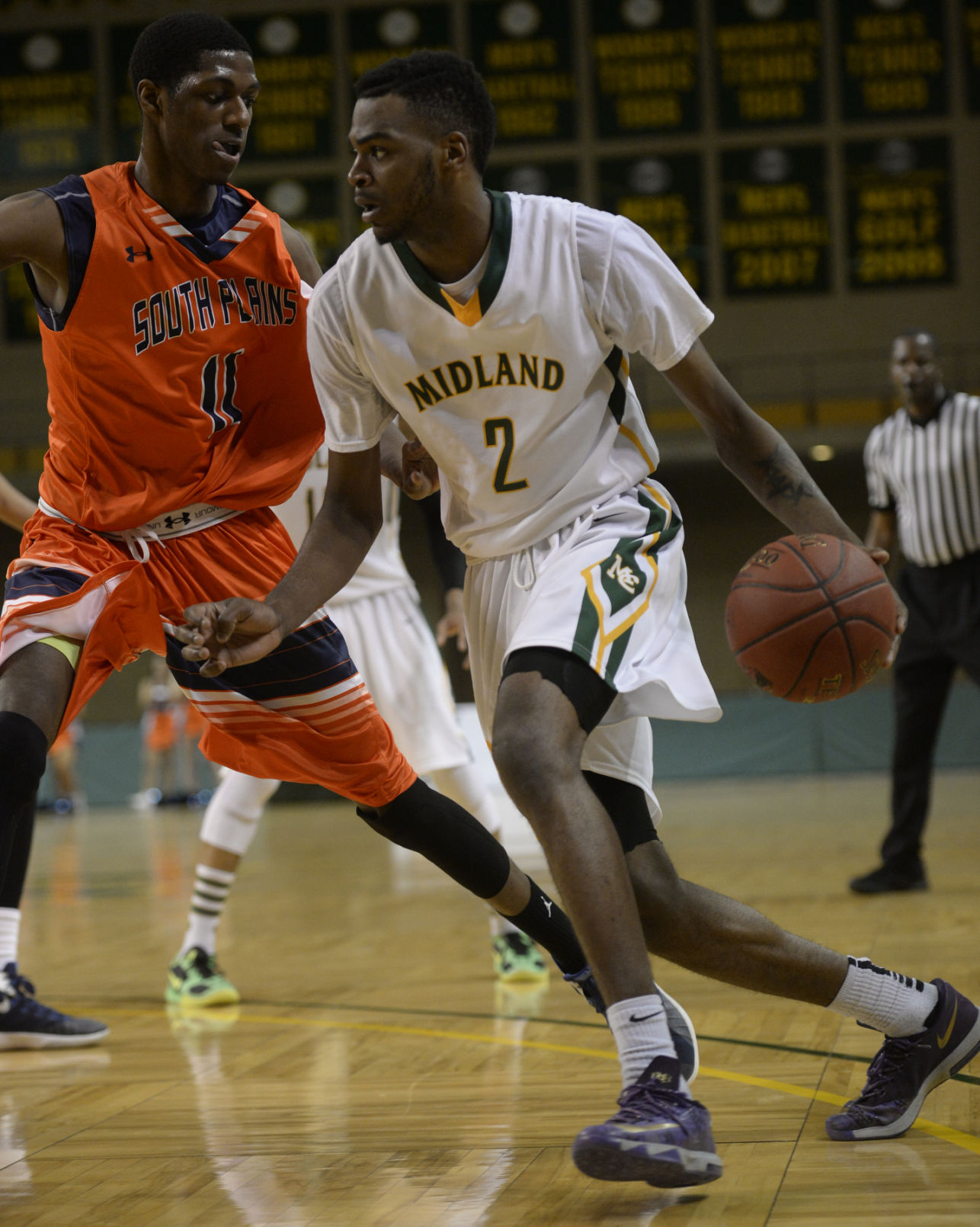 JC MEN’S BASKETBALL: Simmons’ experience key as MC opens WJCAC play