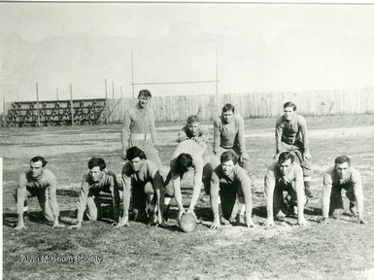 Alvin's historical society shares photos of town's early days