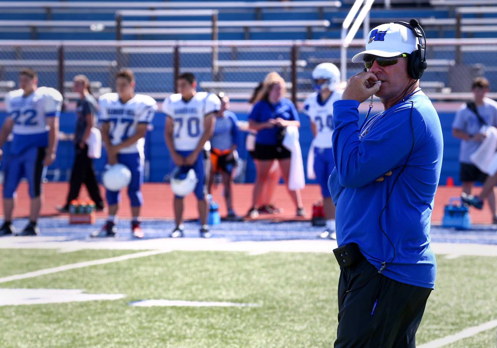 Former Allen football coach takes on new set of Eagles at Barbers Hill