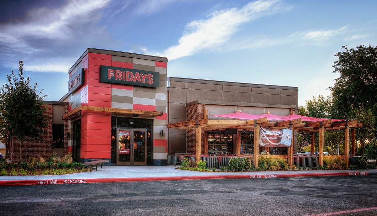 These big chain restaurants are expected to close stores across the country