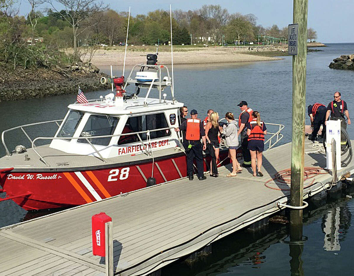 Three college students rescued from rowboat in distress
