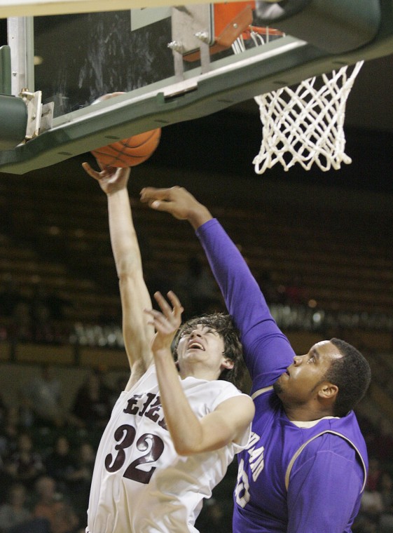 Rhodes makes his big body an asset on the hardwood