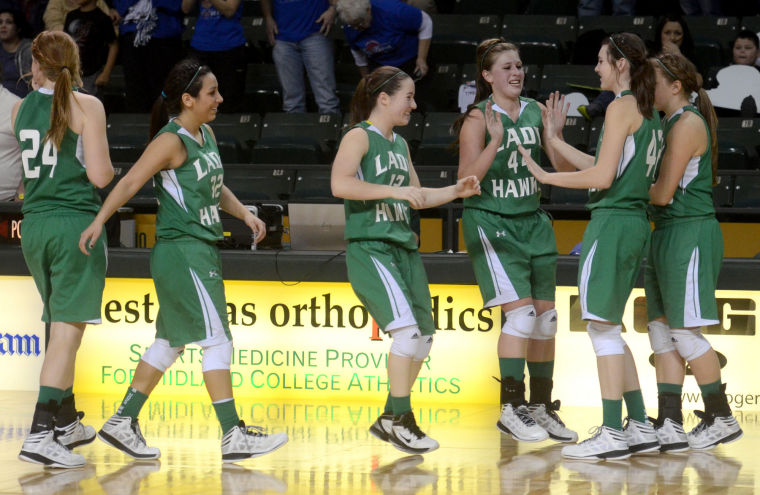 HS GIRLS BASKETBALL: Wall back in I-2A final, beats Childress, 38-30