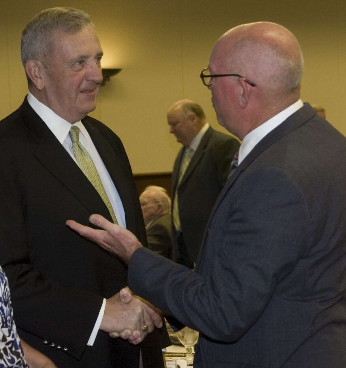 Tommy Franks to make an appearance at library grand opening