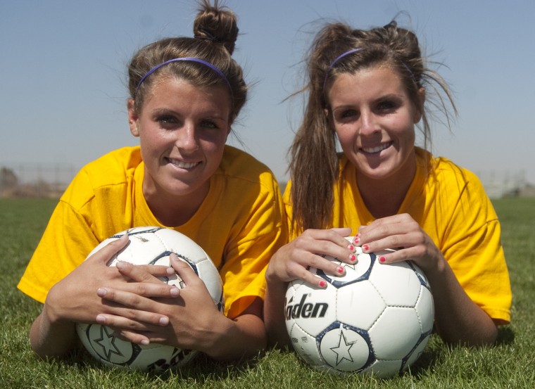 Maynard twins look to keep Lady Dawgs rolling