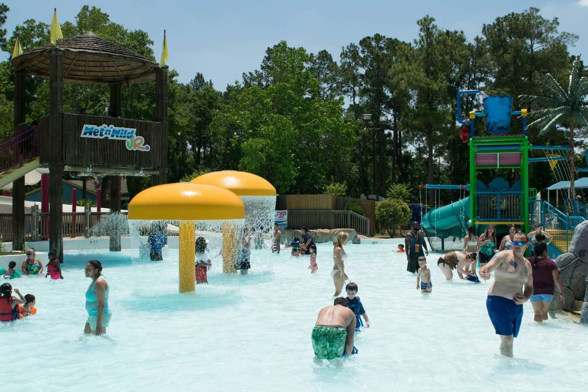 Six Flags to rename, renovate Wet ‘n’ Wild Splashtown