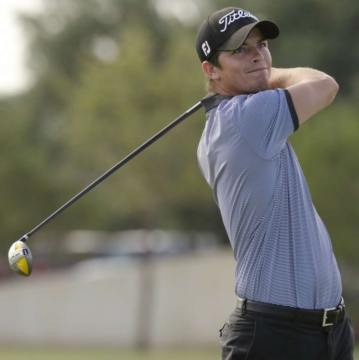 Whiteside, Livingston continue near dominating performance