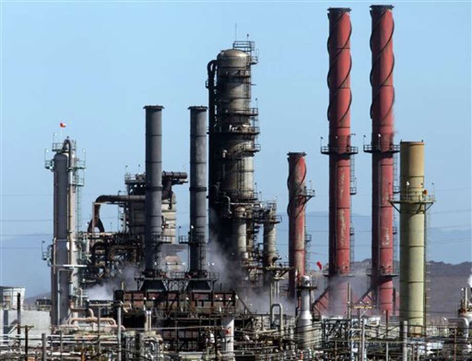 Thousands file claims after Chevron refinery fire - Midland Reporter ...