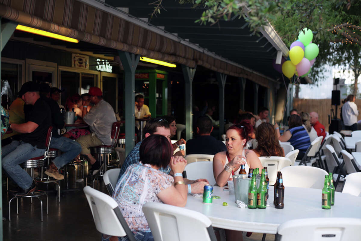Photo Gallery: Shack in the Back