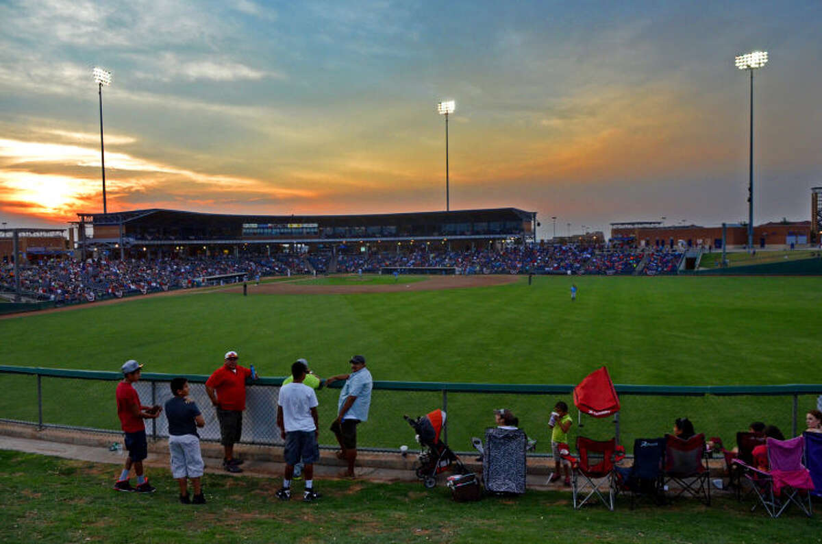 Photo Gallery: RockHounds Baseball