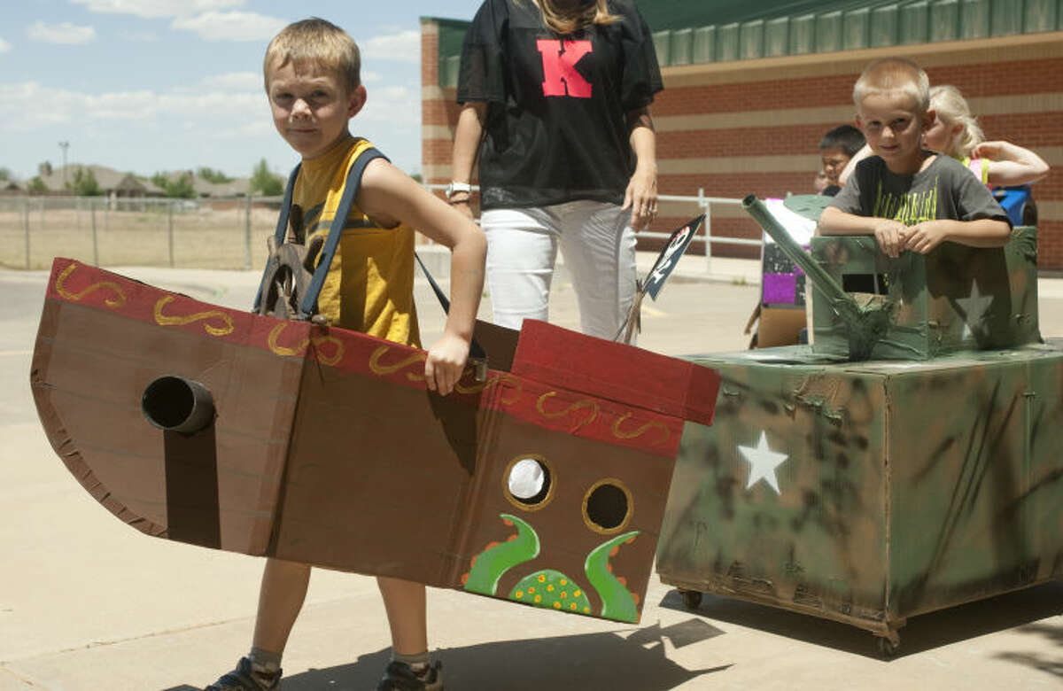 Photo Gallery: Greathouse Transportation Parade