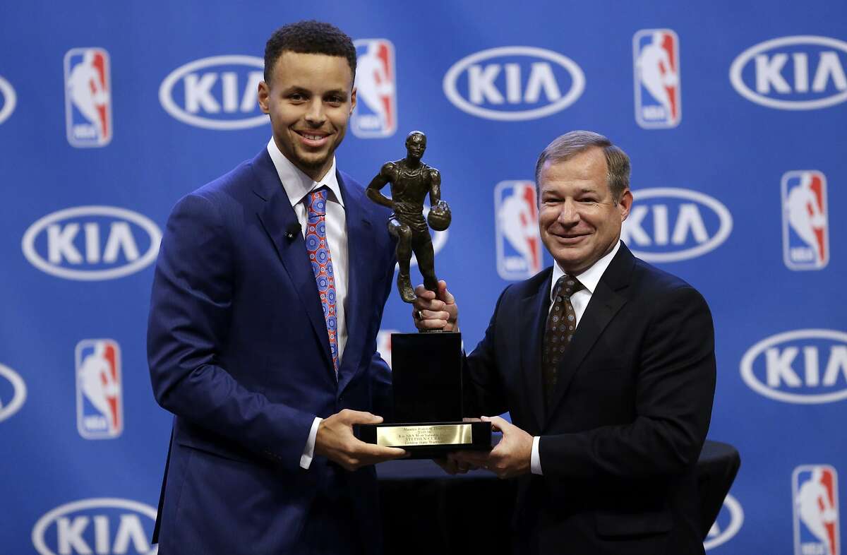 Stephen Curry makes history: 1st unanimous MVP