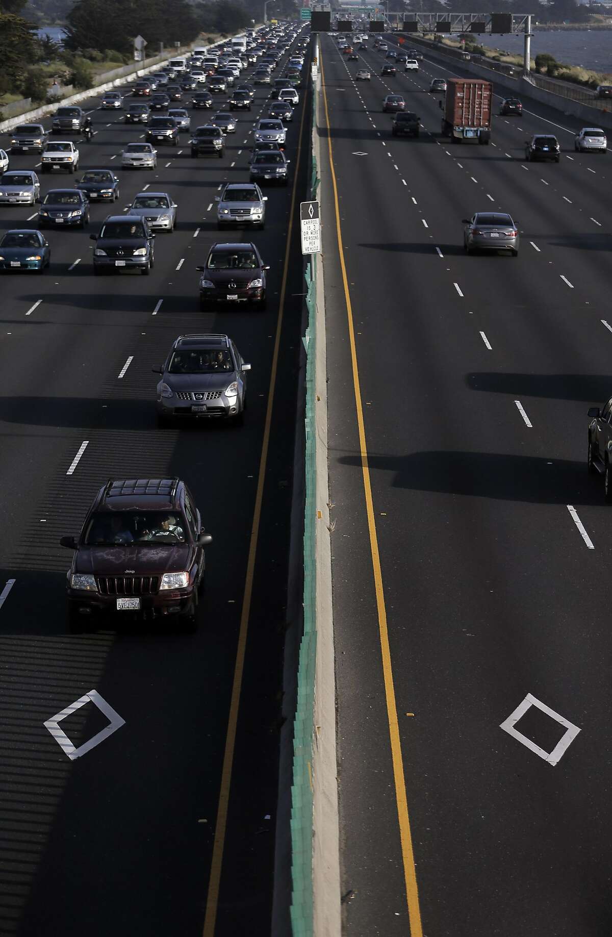 Just as you suspected: Carpool cheating is rampant, study shows