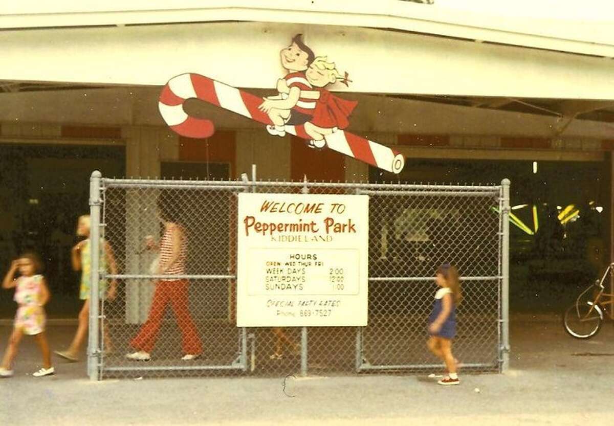 16 places you went shopping for clothes in the '80s, '90s that no longer exist in Houston