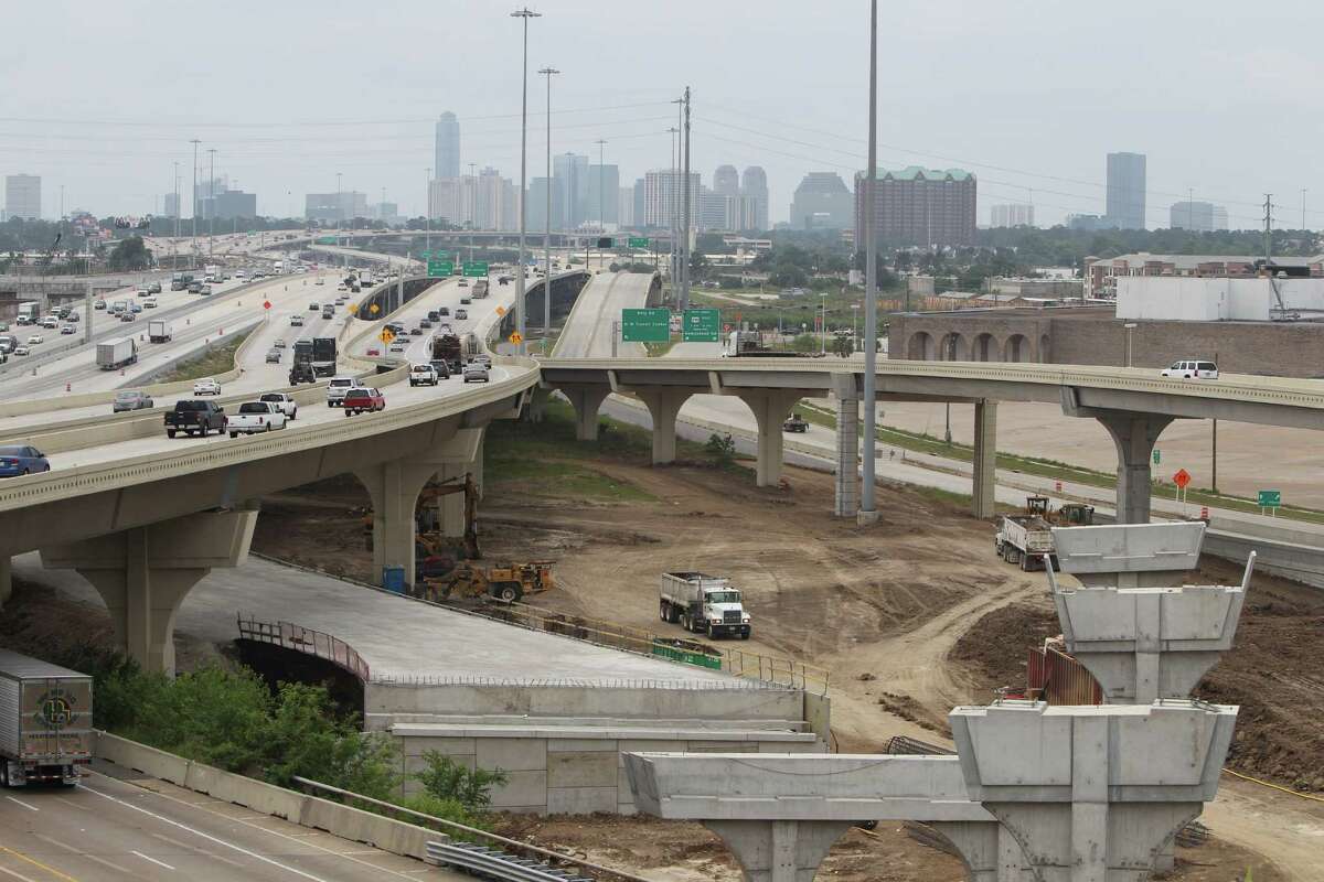Look out for Loop 610 lane closing, traffic shift
