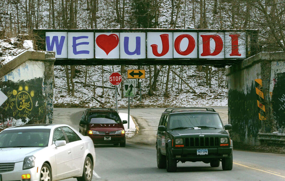 CT's M. Jodi Rell 'never lost her home' in rise to governor's office