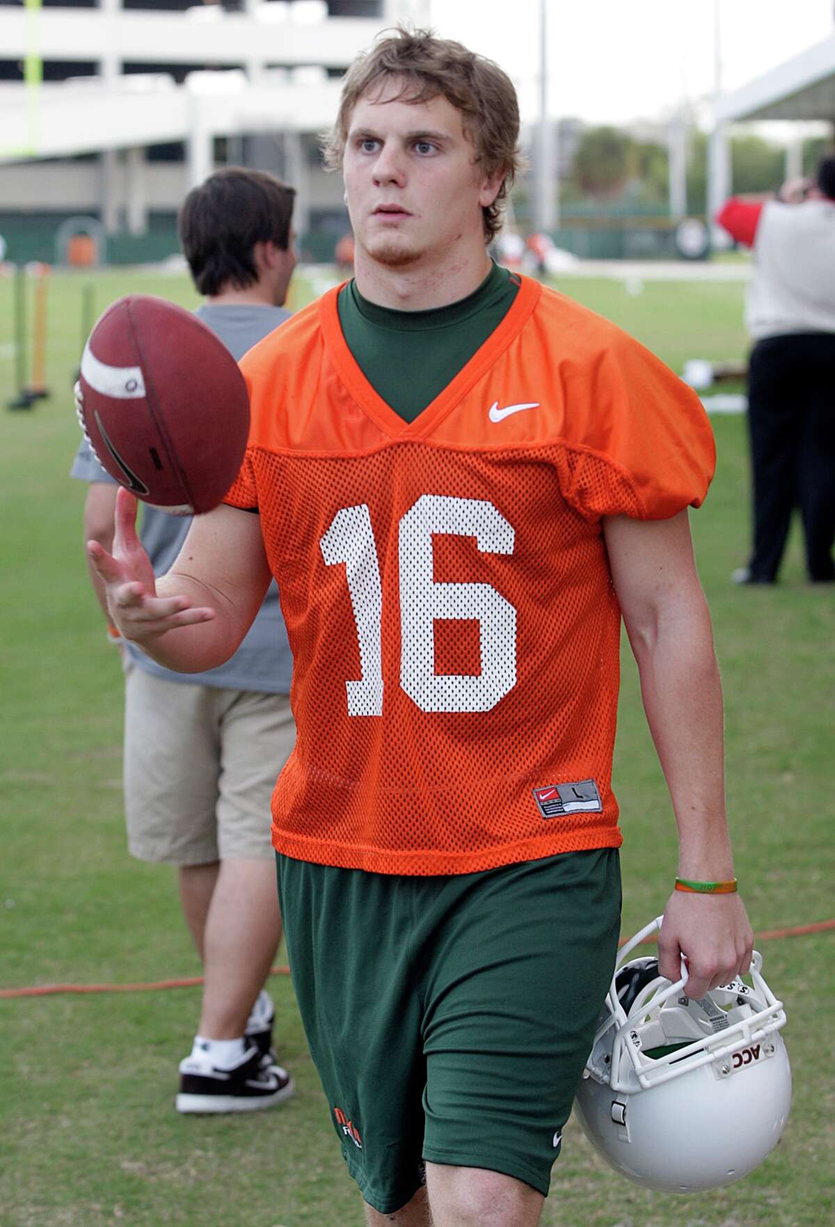 FedEx prepared to offer financial package to help bring Memphis into ...