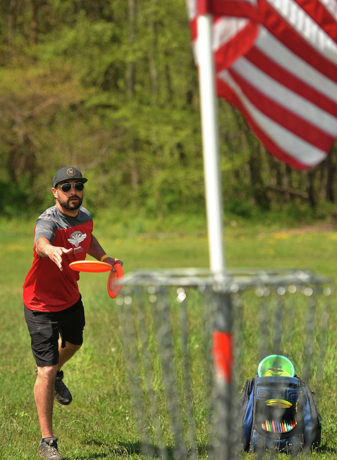 Frisbee golf inventor's dying wish / He wants his ashes molded into ...