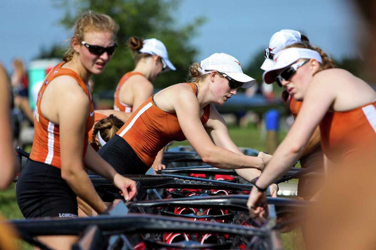 Born out of Title IX legislation, UT rowing program finally making its mark