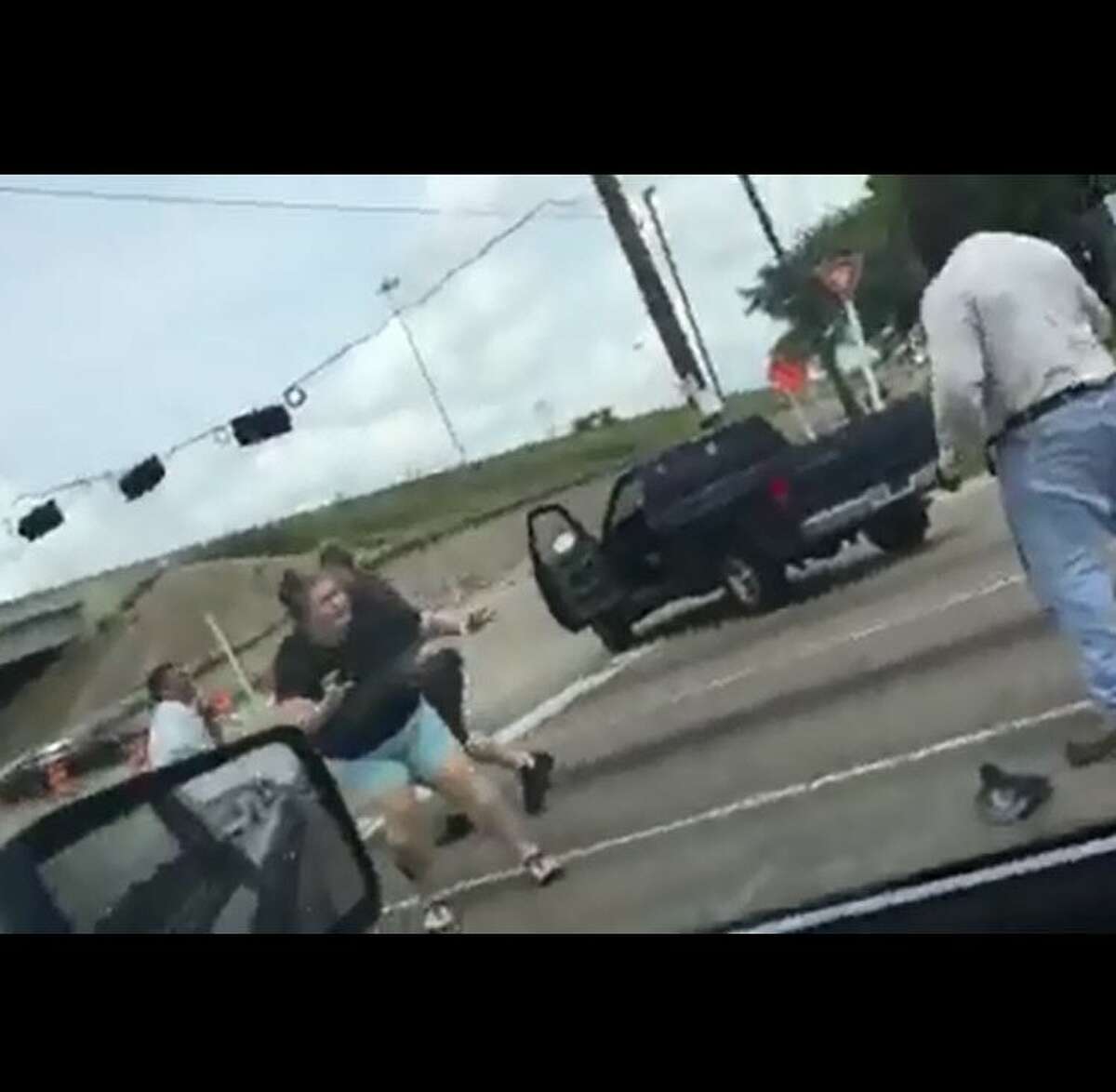 Video: Houston road rage incident leads to street brawl Video: Houston road rage incident leads to street brawl