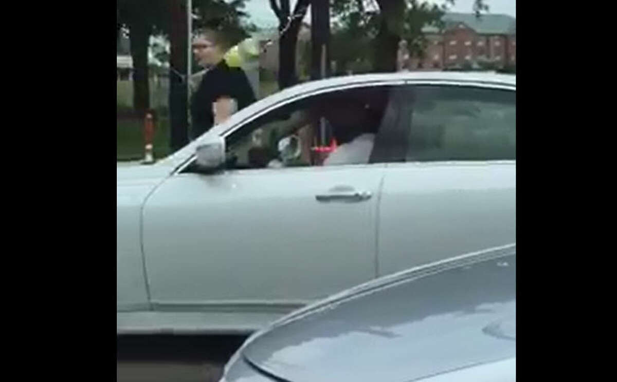 Video: Houston road rage incident leads to street brawl Video: Houston road rage incident leads to street brawl
